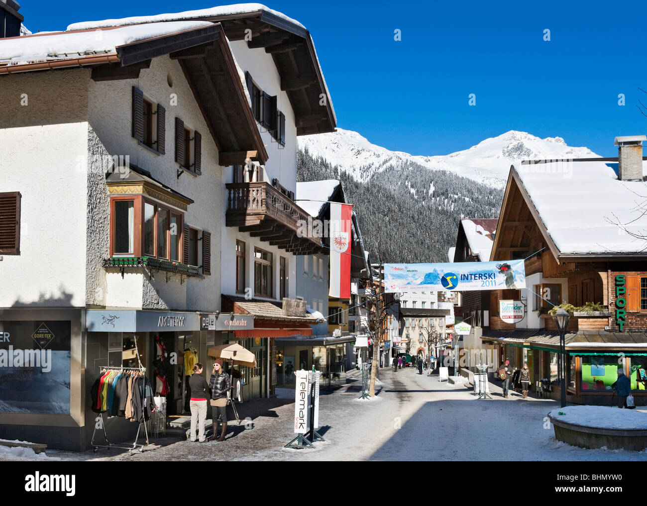 Pedestrian area in the centre of the resort, St Anton, Arlberg ski ...