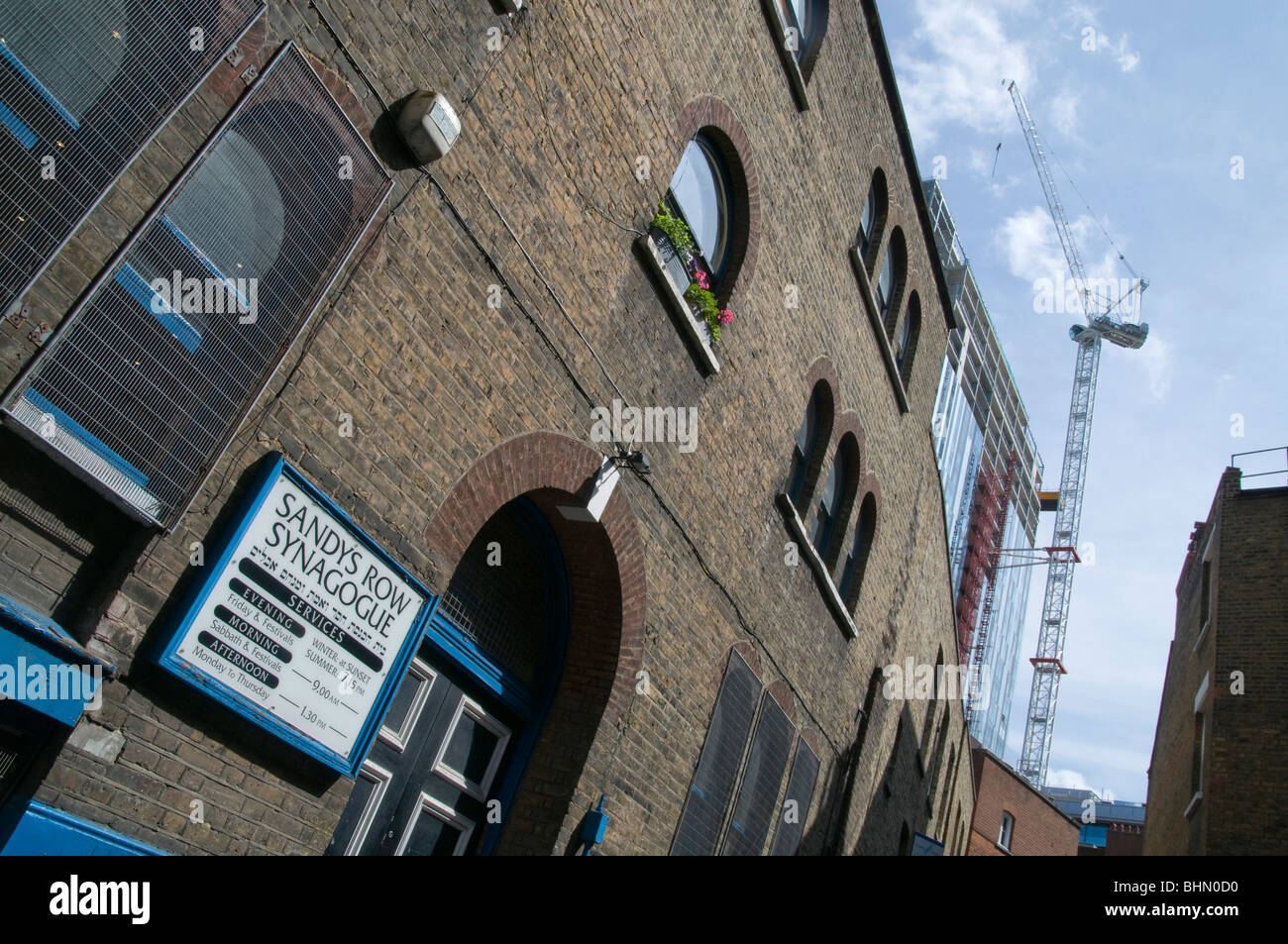 Sandys row hi-res stock photography and images - Alamy