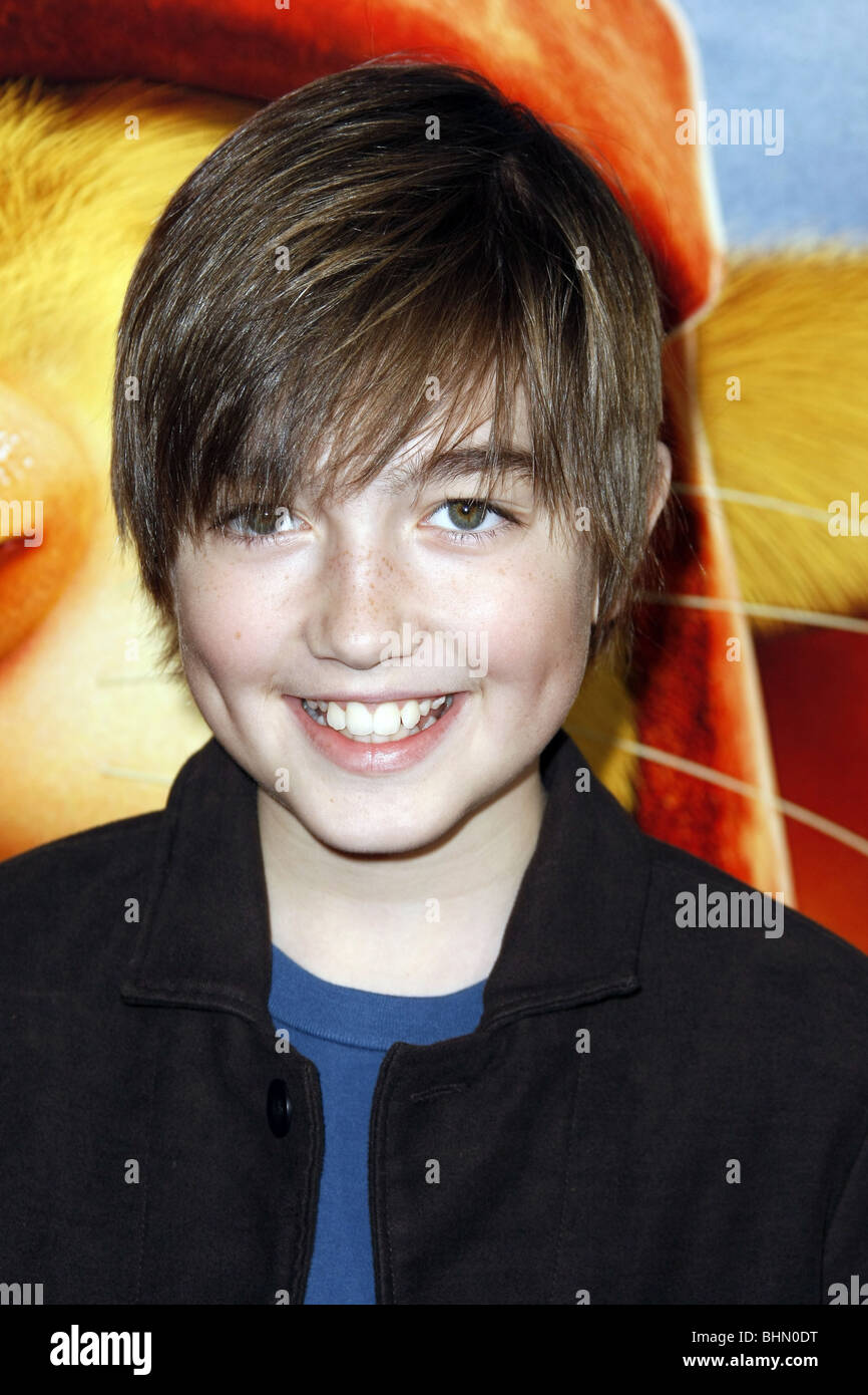 FIELD CATE THE TALES OF DESPEREAUX WORLD PREMIERE HOLLYWOOD LOS ANGELES ...