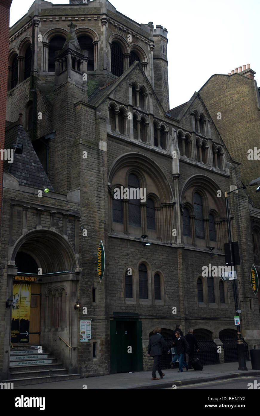 Walkabout Bar on Charing Cross Road London UK Stock Photo - Alamy