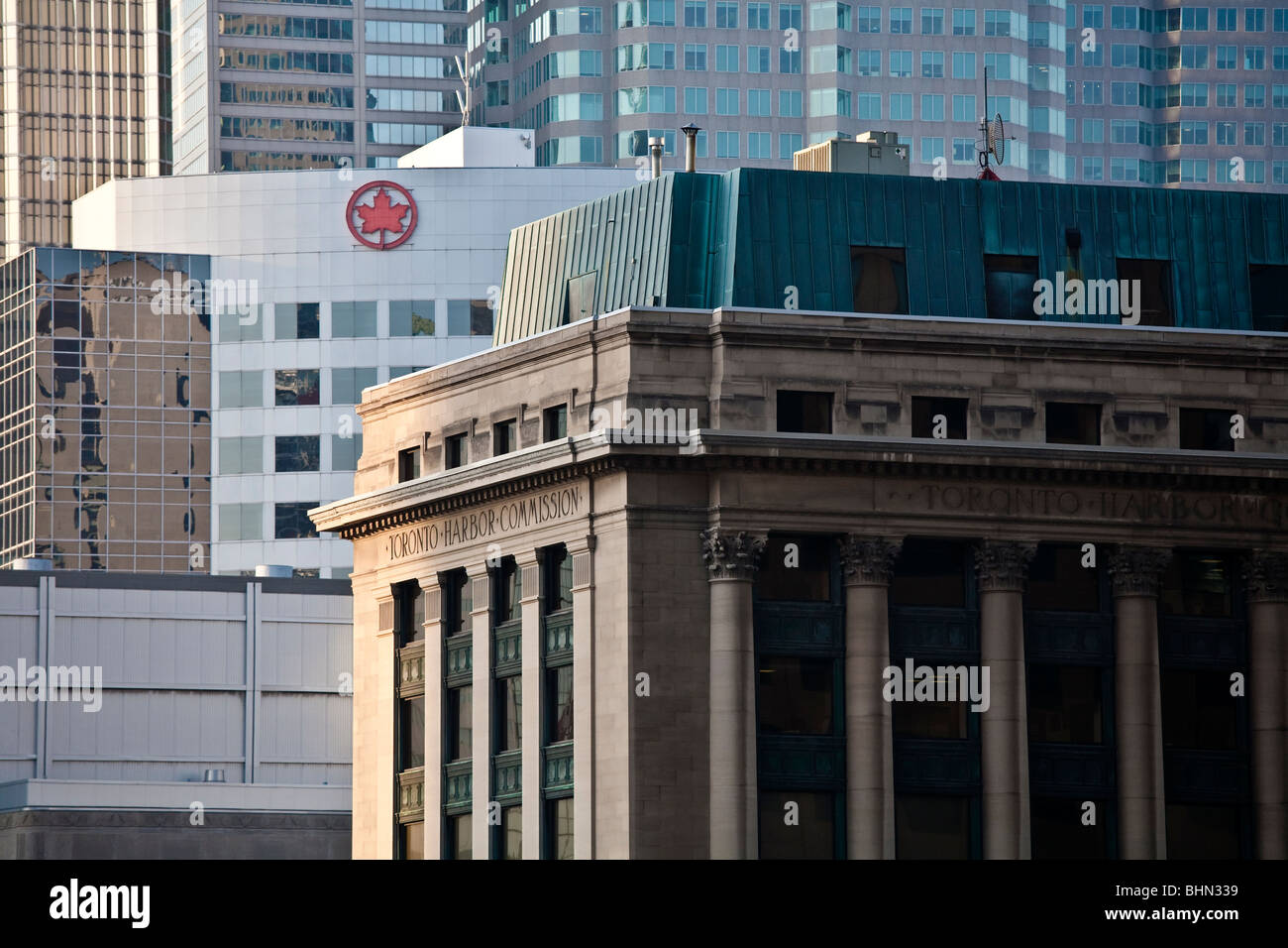 Air canada centre hi-res stock photography and images - Alamy
