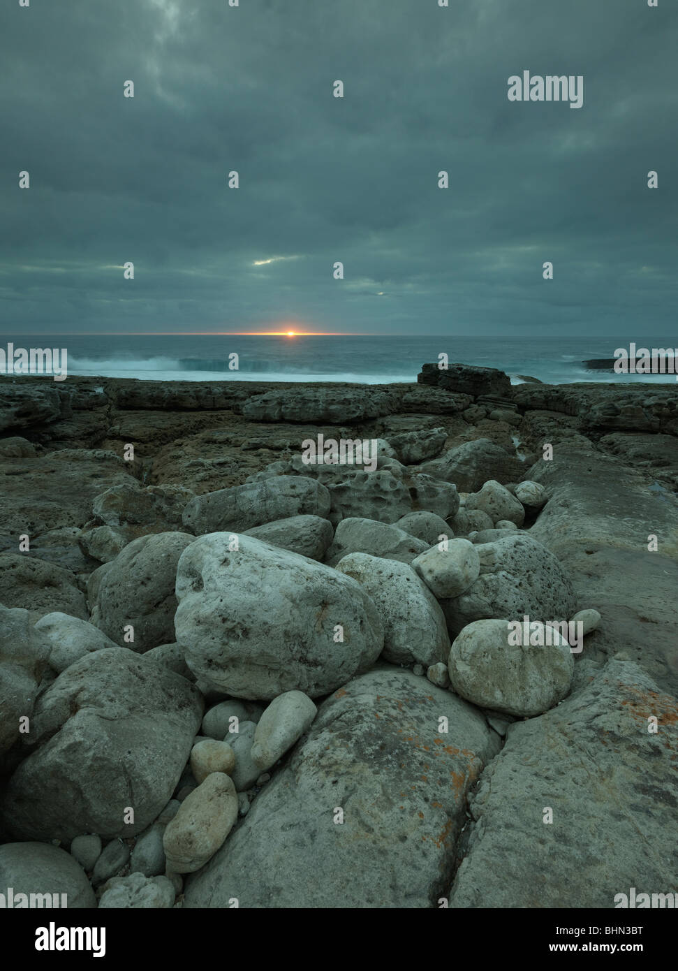 Tidal shelf hi-res stock photography and images - Alamy