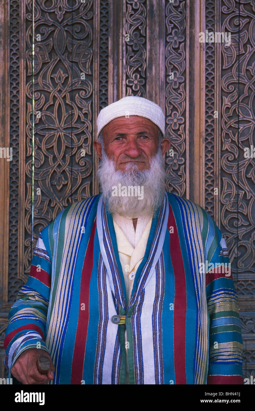Uzbekistan male uzbek hi-res stock photography and images - Alamy