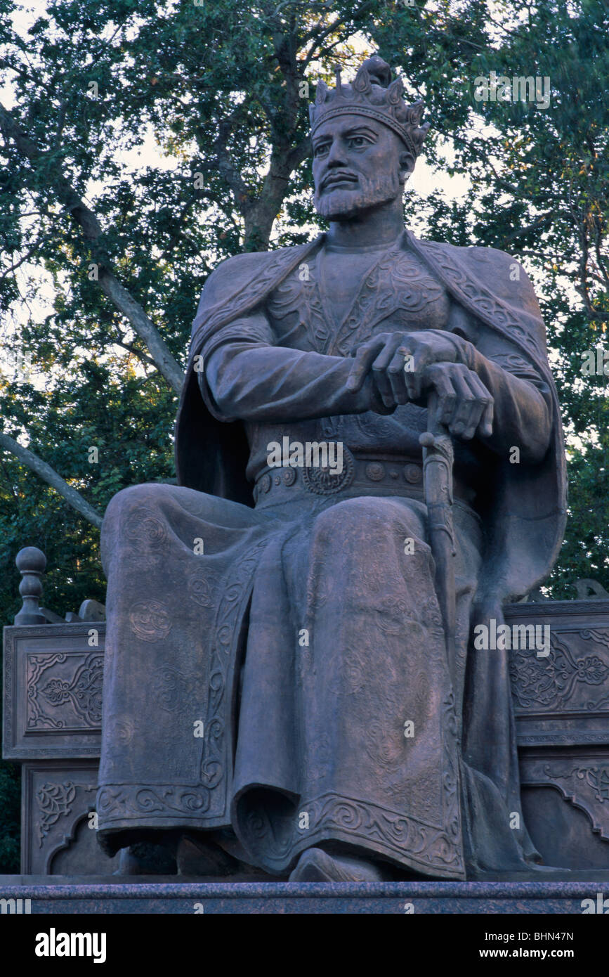 Sculpture of Timur, Samarkand, Uzbekistan Stock Photo - Alamy