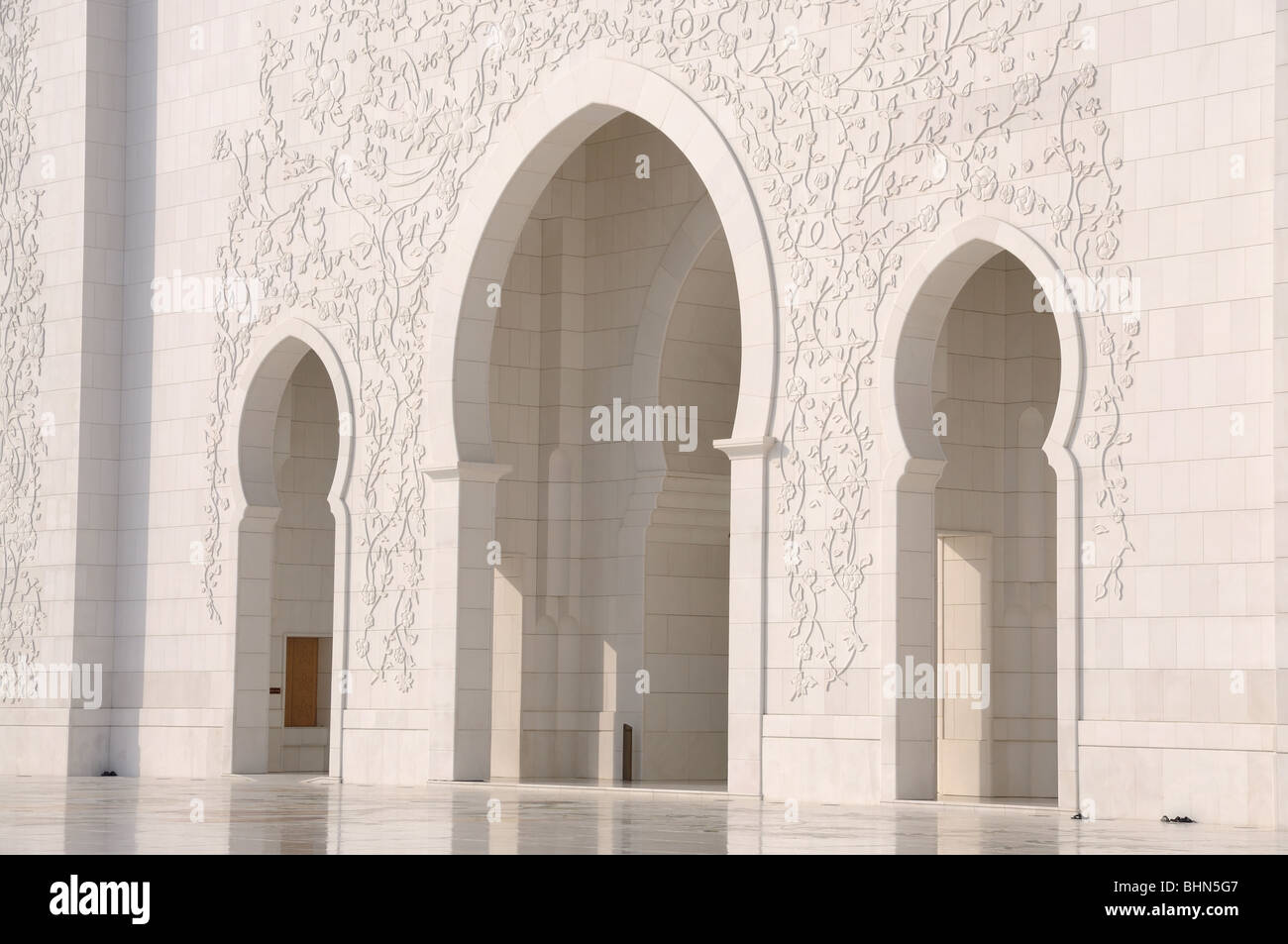Arabic Style Mosque Door In High Resolution Stock Photography and ...