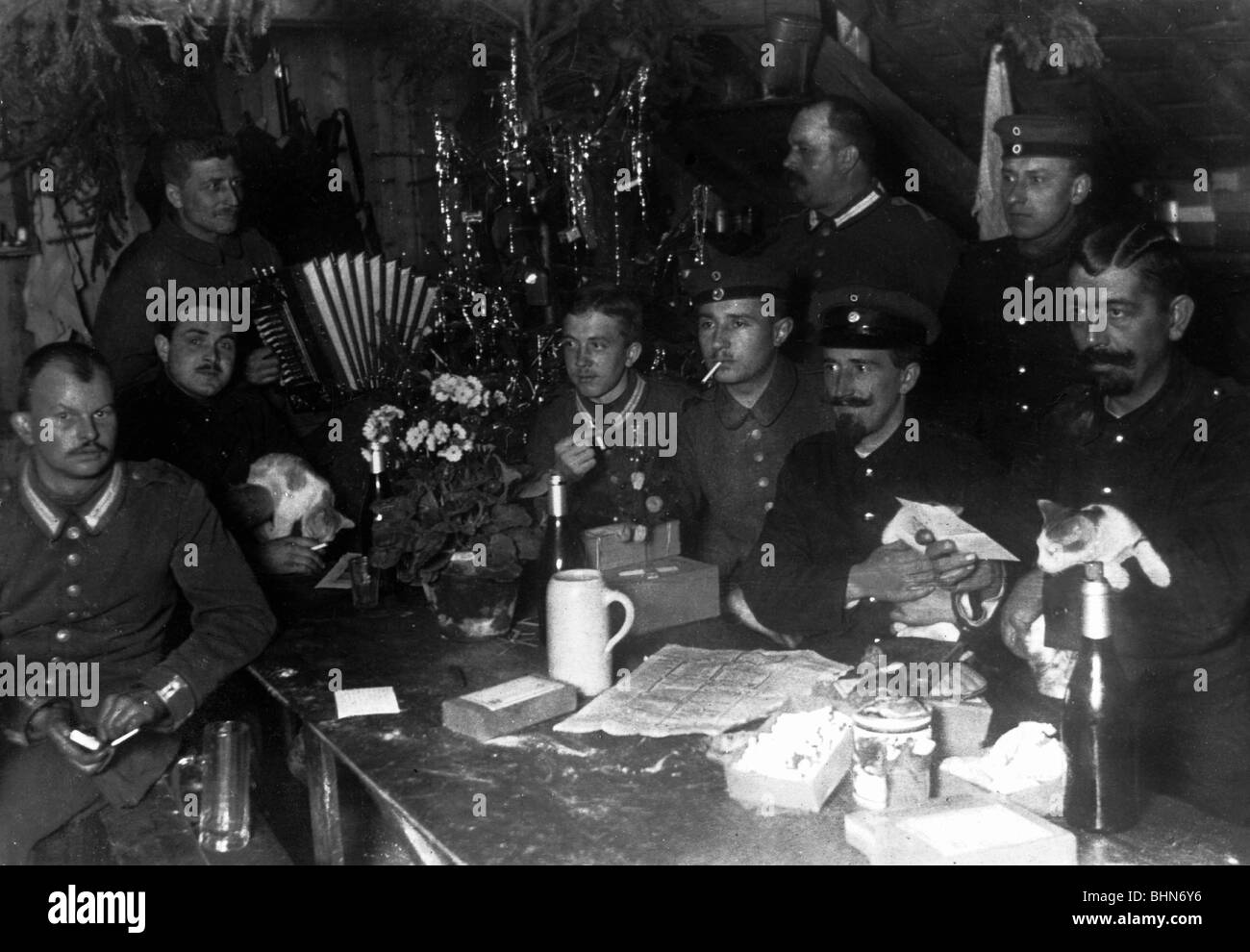 World war german soldiers christmas hi-res stock photography and images ...
