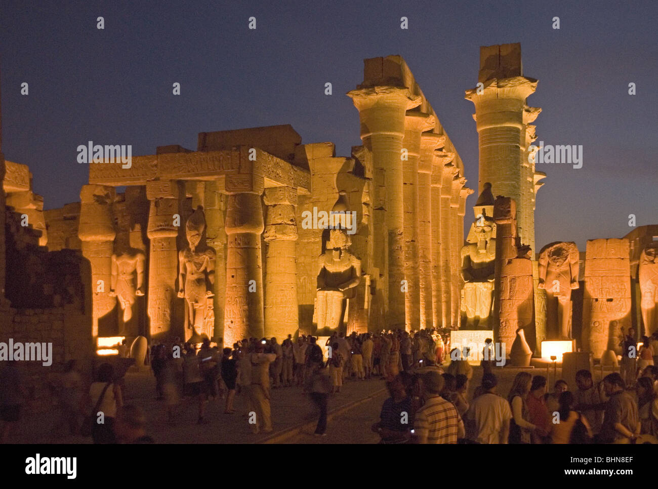 Luxor temple ramesses ii columned hall hi-res stock photography and ...