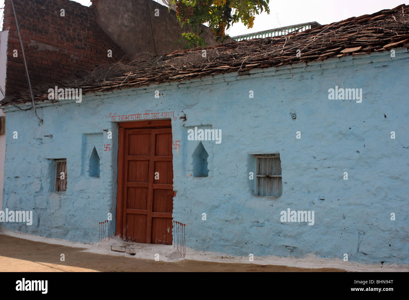 India blue door hi-res stock photography and images - Alamy
