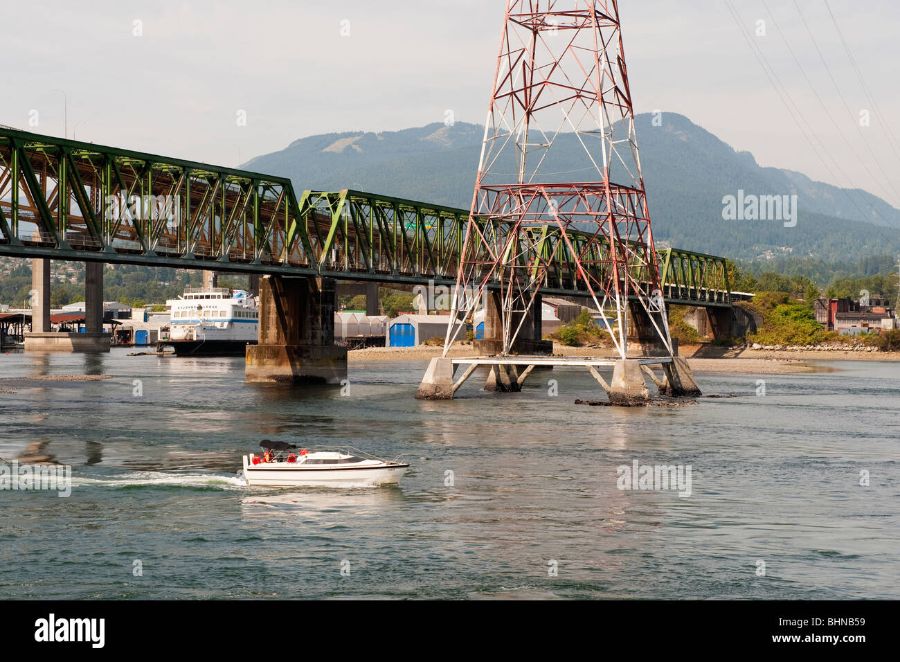 Second Narrows vertical lift railway bridge (1968), crossing Burrard ...