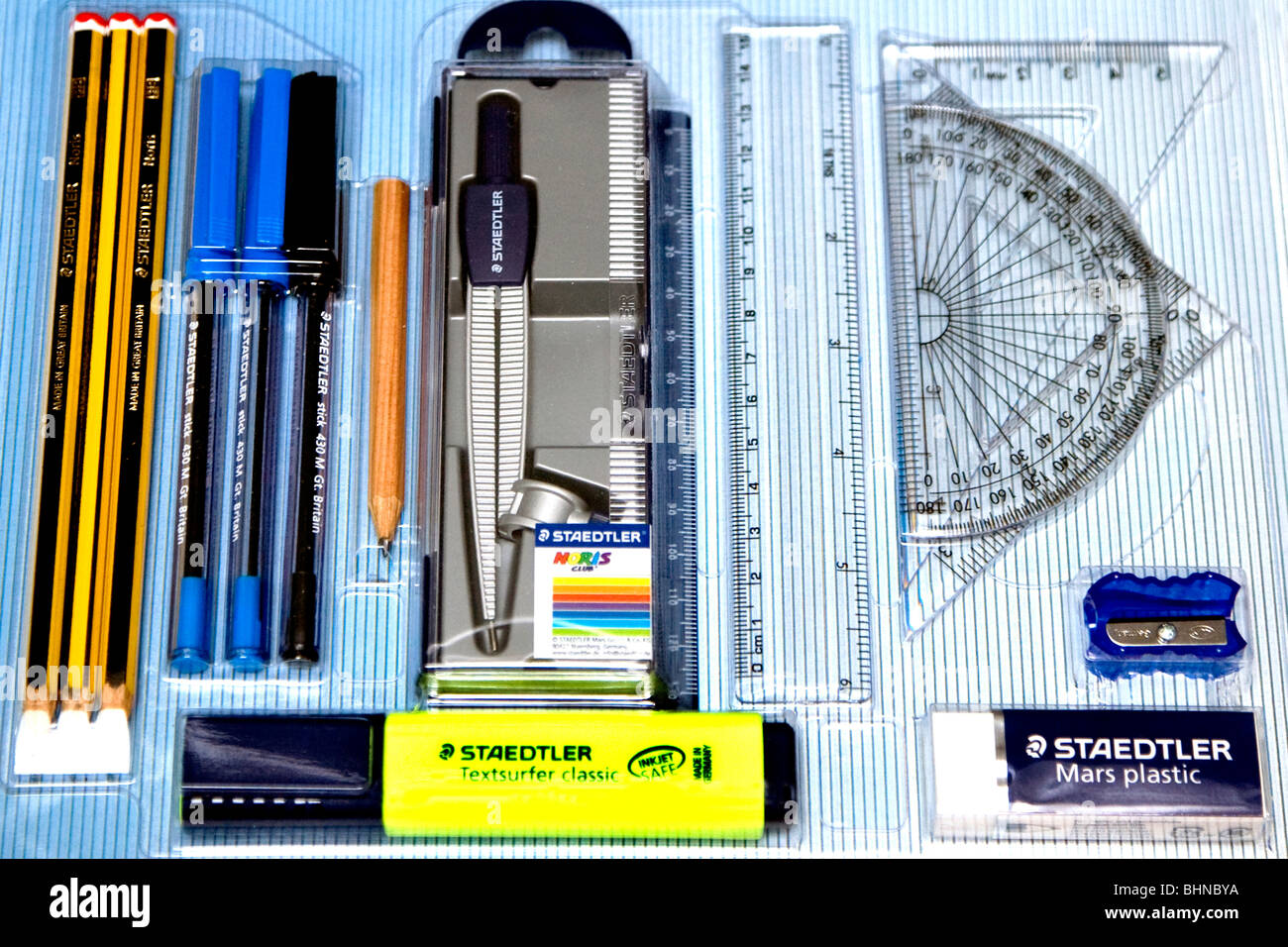 Geometry set protractor compass hi-res stock photography and images - Alamy