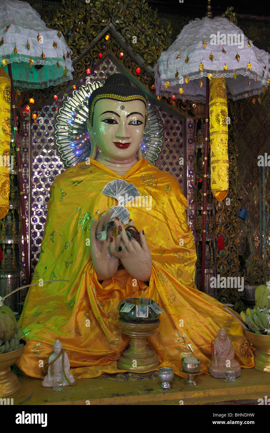 Myanmar, Burma, Mt Popa, nat spirit shrine, statue, pilgrimage site ...