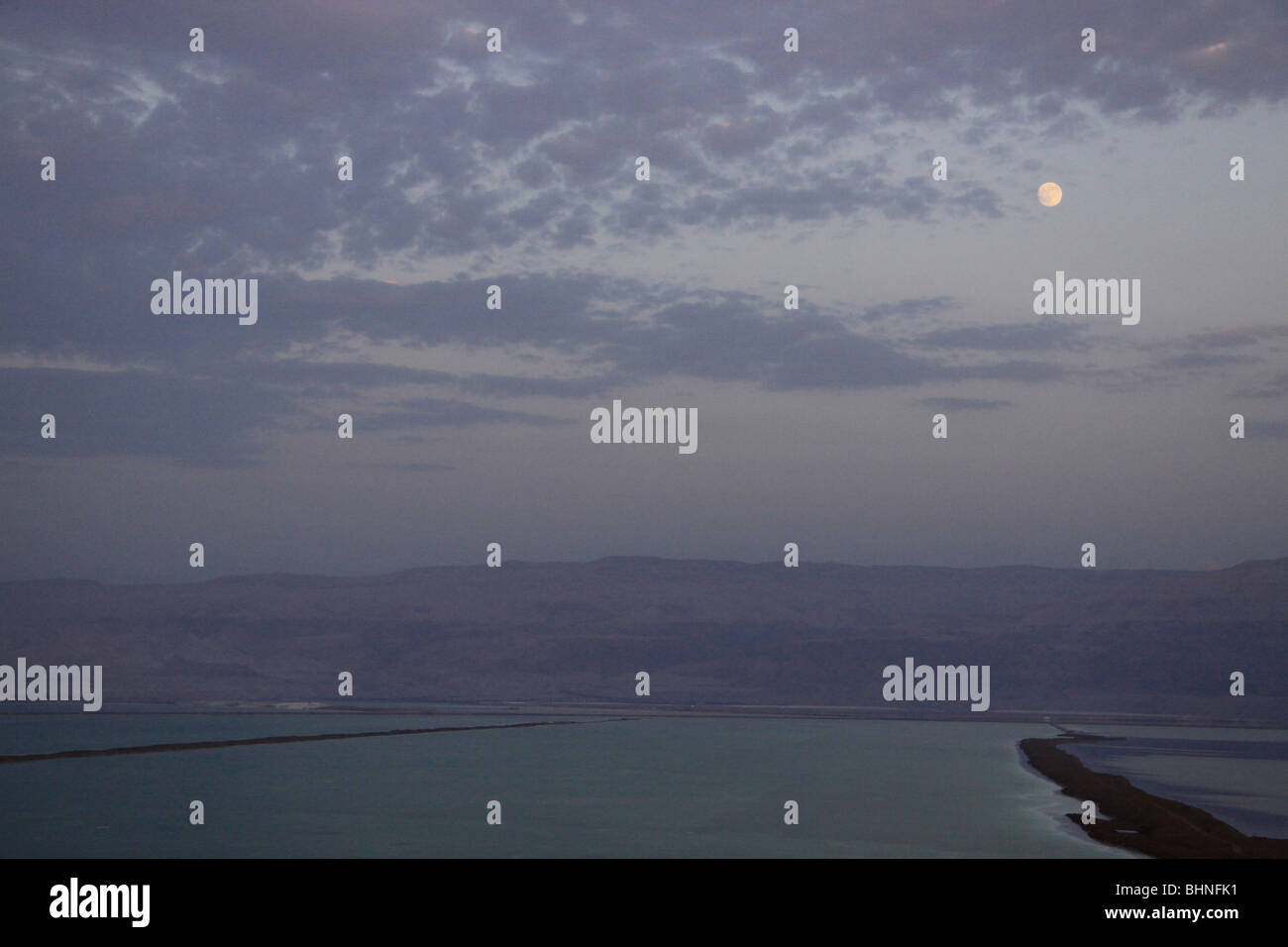 Full moon 2008 hi-res stock photography and images - Alamy