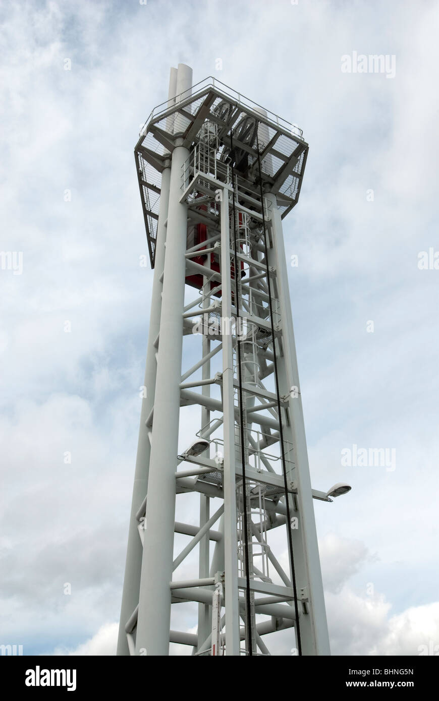 Lighting tower hi-res stock photography and images - Alamy
