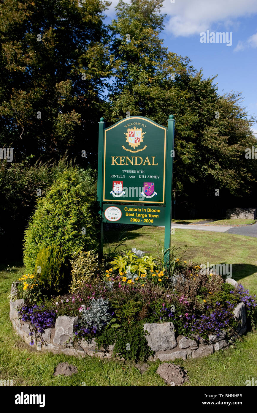 2006 sign hi-res stock photography and images - Alamy