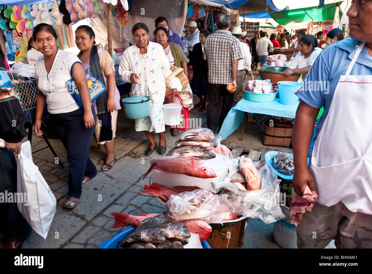 Mexican fish market hi-res stock photography and images - Alamy