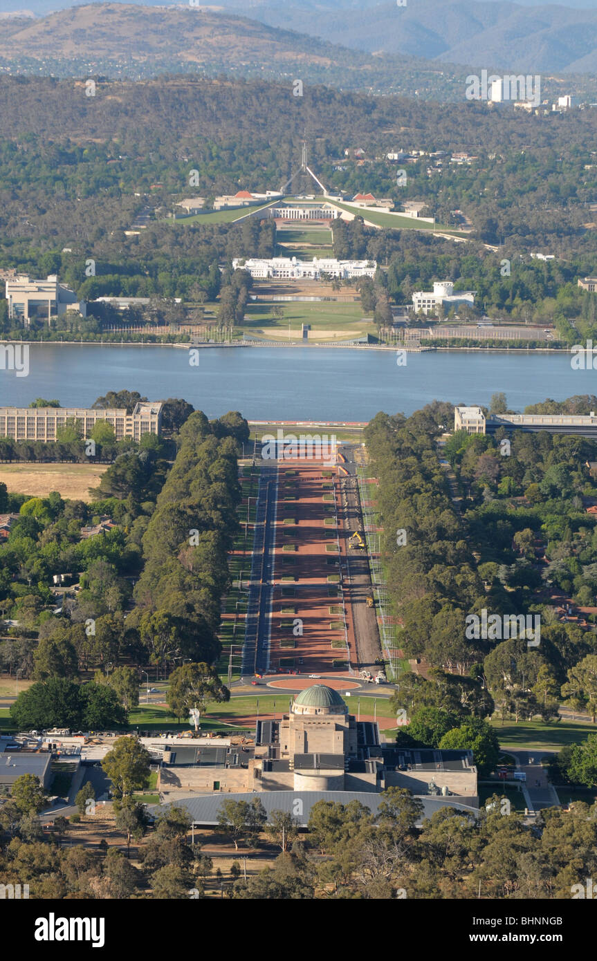 War memorial, lake Burley Griffin and Parliament house Canberra Stock Photo - Alamy