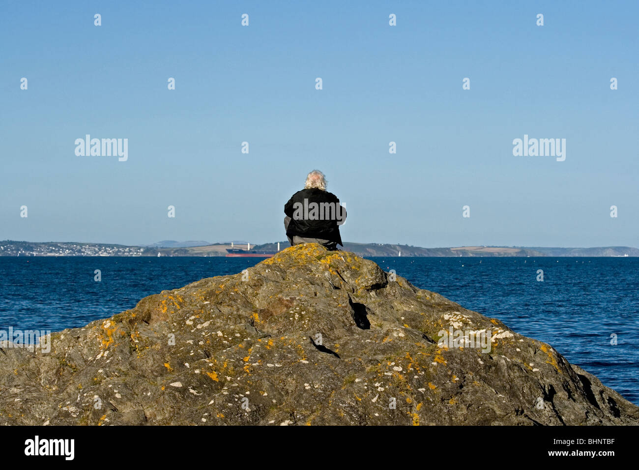 Dock of the bay hi-res stock photography and images - Alamy