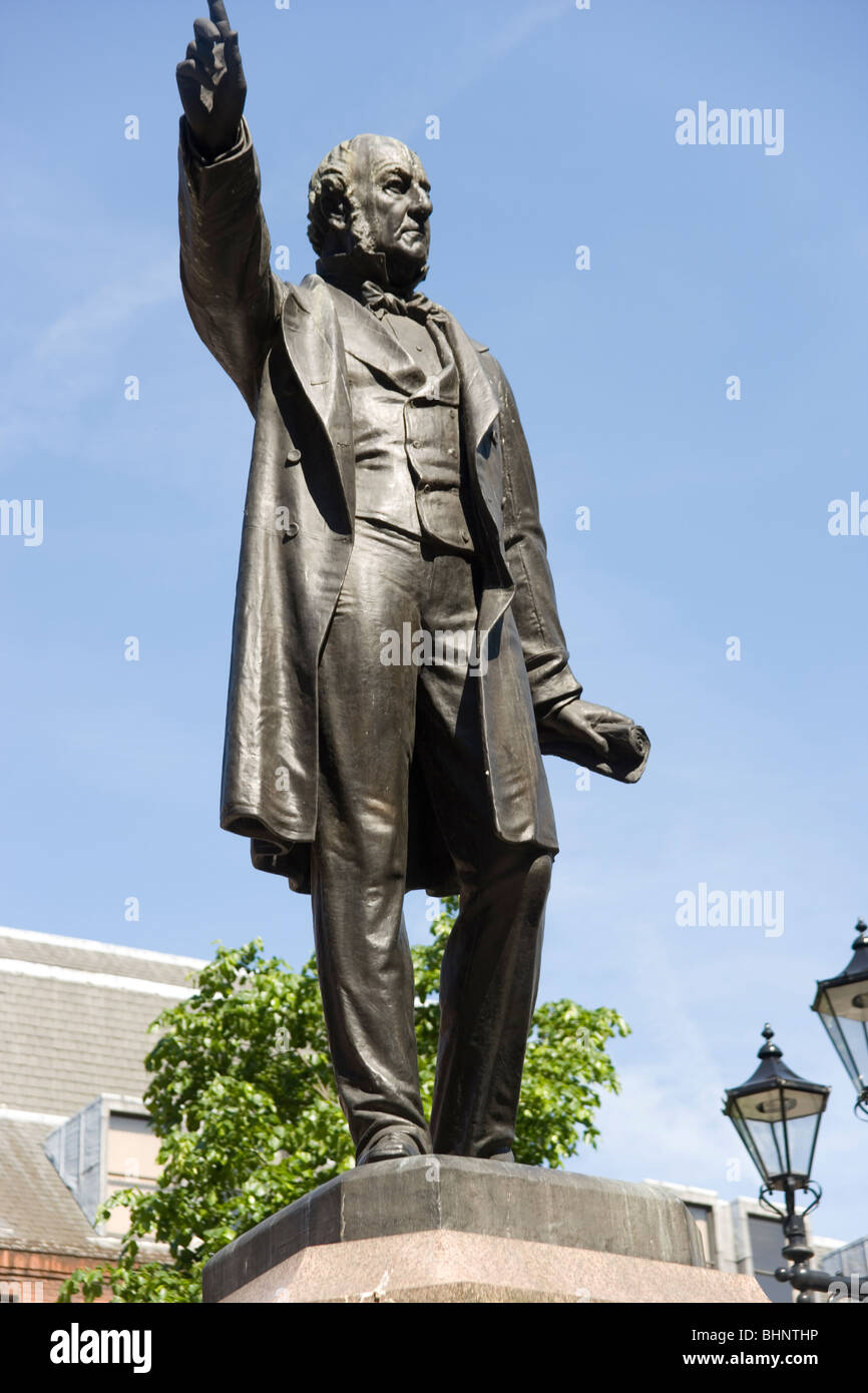 Statue of William Ewart Gladstone in Albert Square, Manchester Stock ...