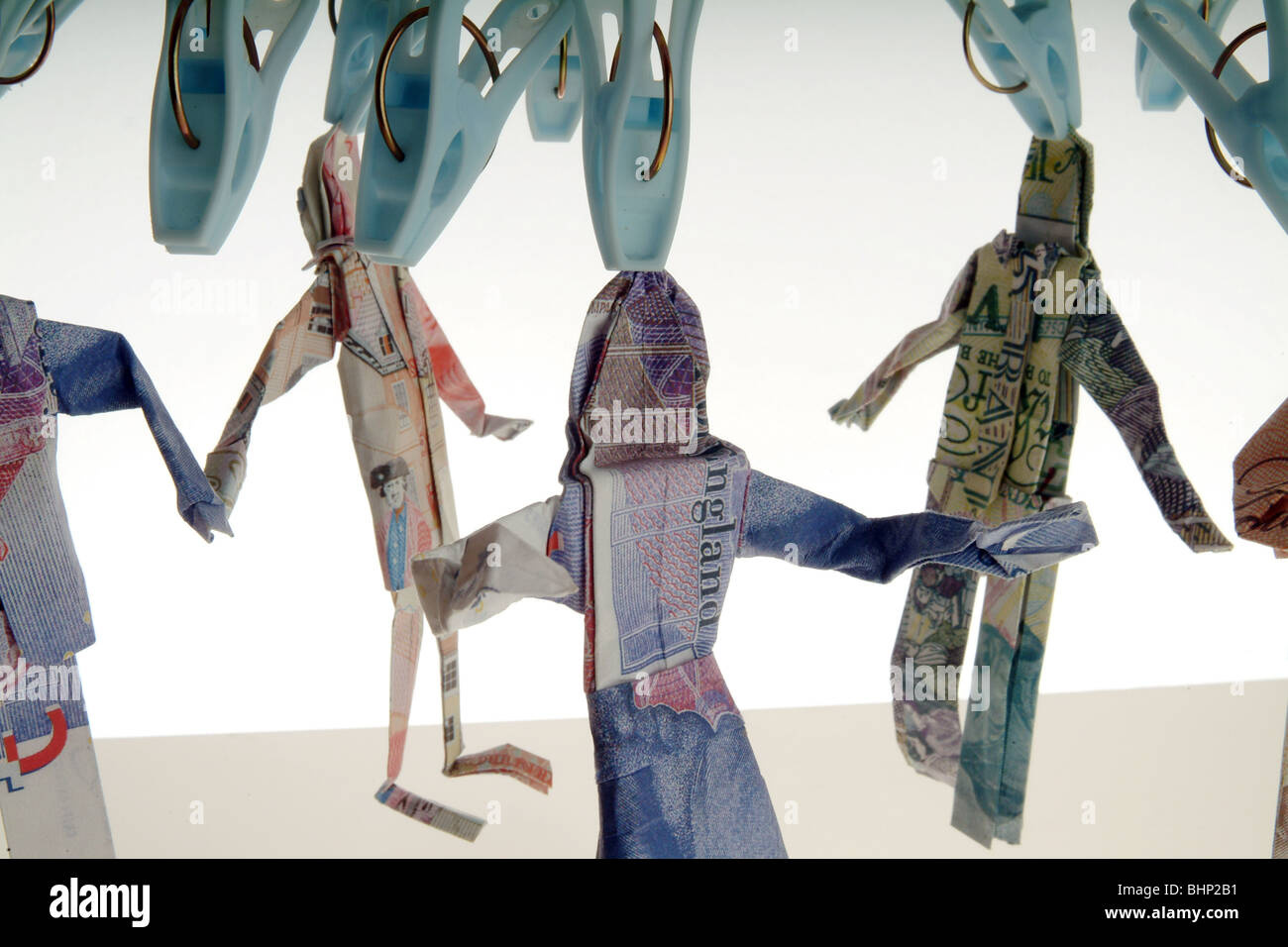 Origami figures hi-res stock photography and images - Alamy