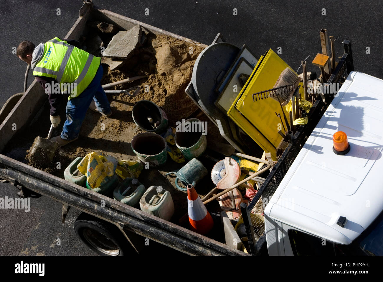 Back cement truck hi-res stock photography and images - Alamy