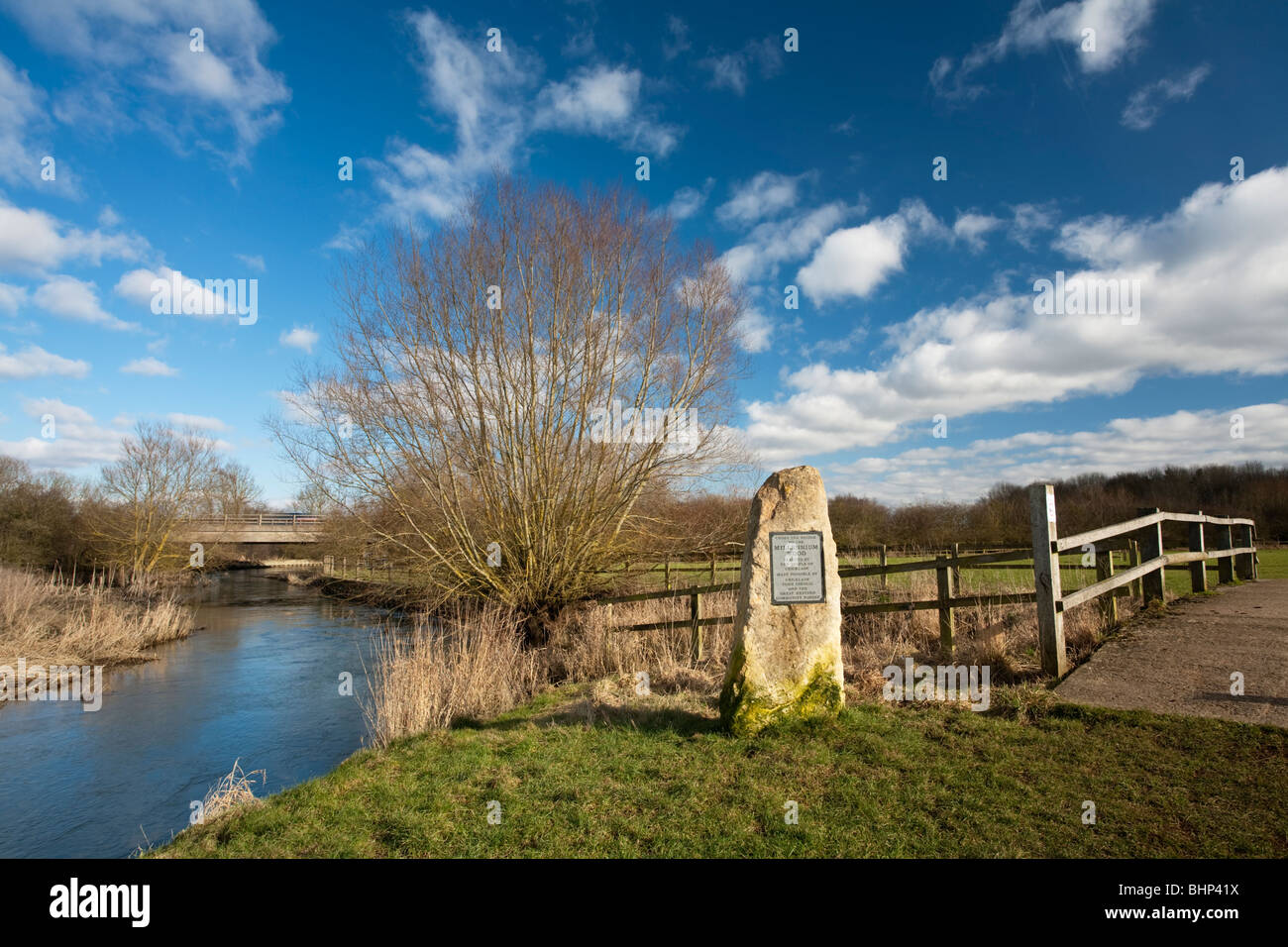 Millenium Wood Plaque on the banks of the River Thames, Cricklade ...