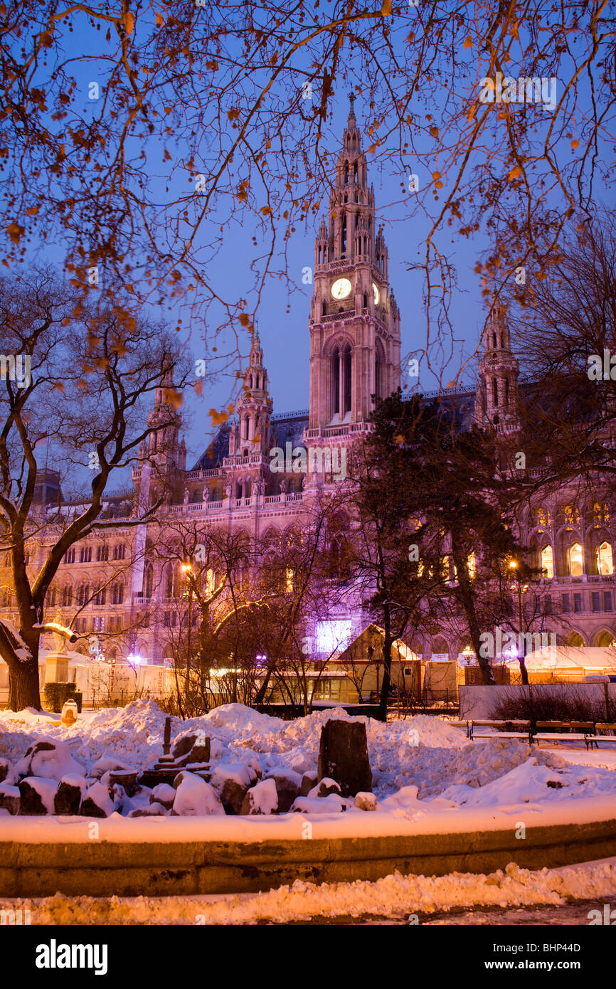 Vienna - Town-hall in winter morning Stock Photo - Alamy