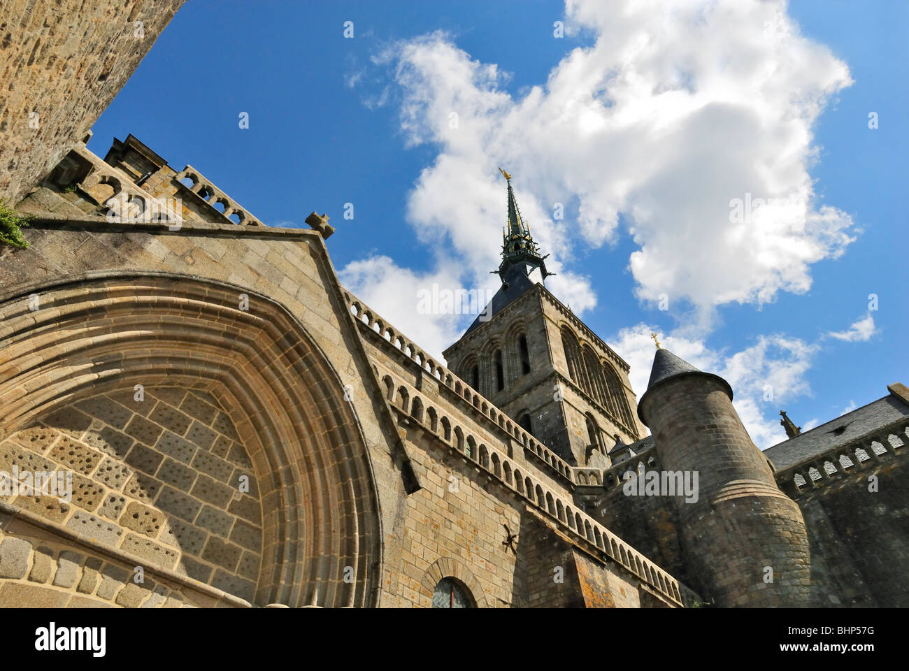 Mid evil arch hi-res stock photography and images - Alamy