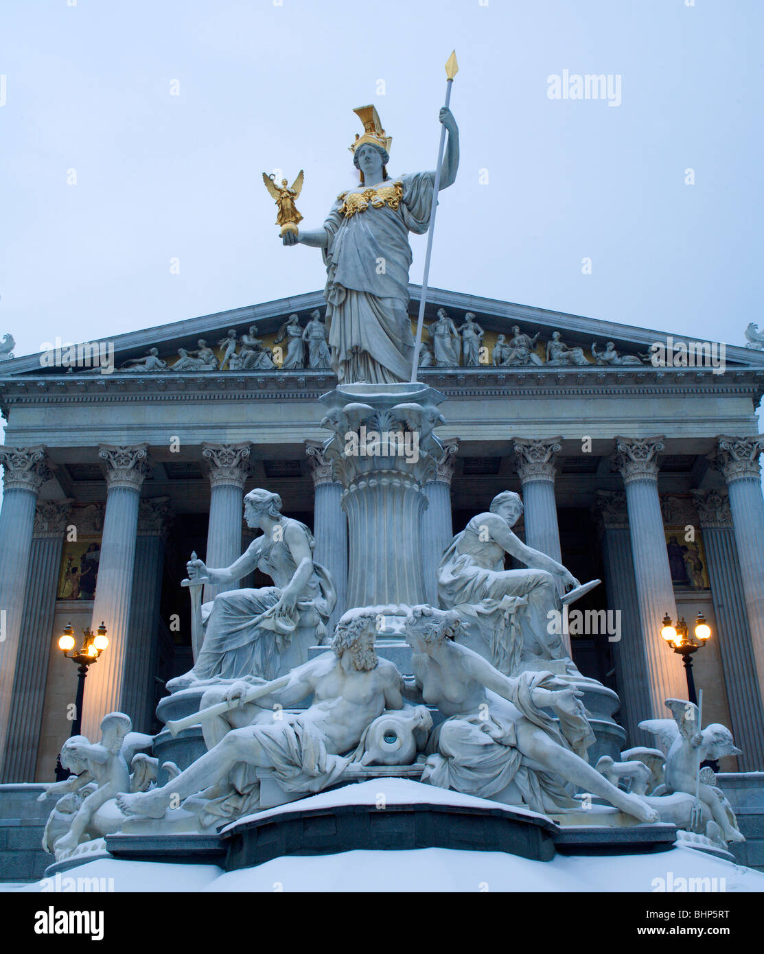 Palace athena fountain hi-res stock photography and images - Alamy