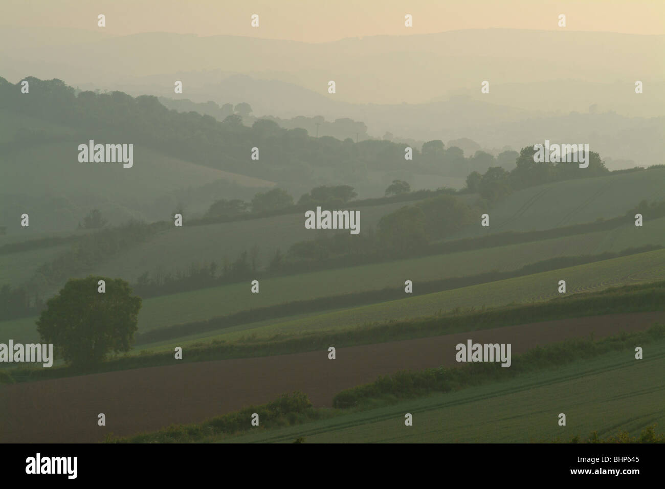 Rolling fields english hi-res stock photography and images - Alamy