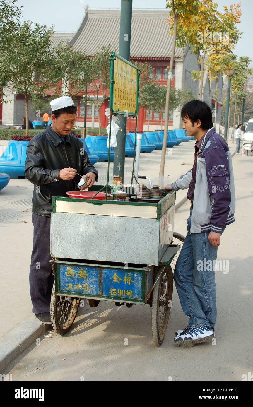 Local chinese people in Xi'An, CHINA Stock Photo - Alamy