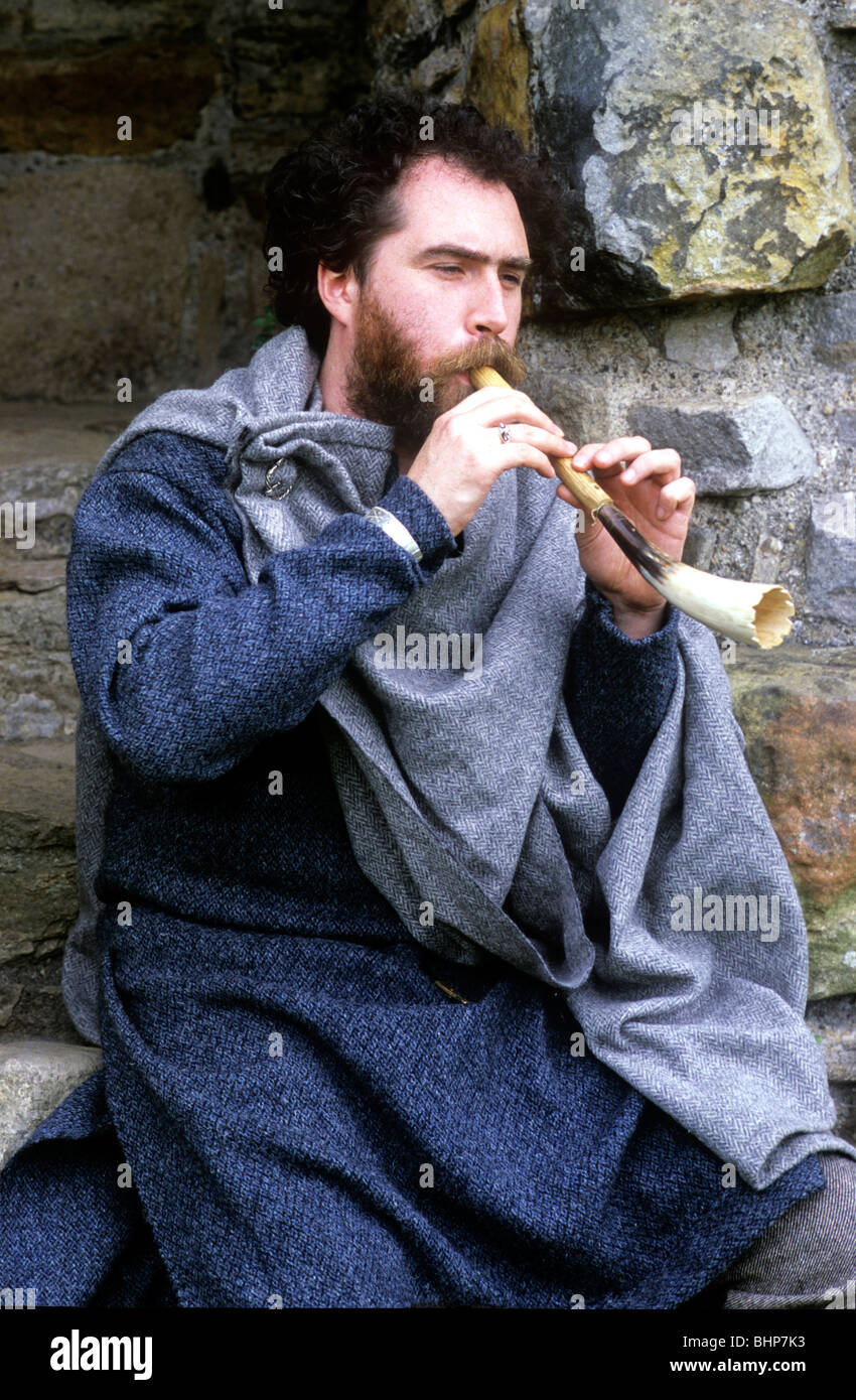 Viking Anglo Norse Danish Saxon Period Musician musicians musical ...