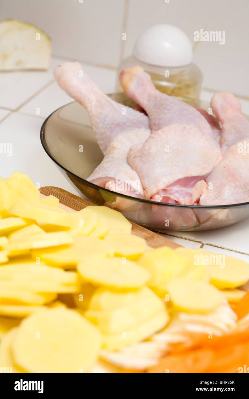 Close up of fresh raw chicken legs Stock Photo - Alamy