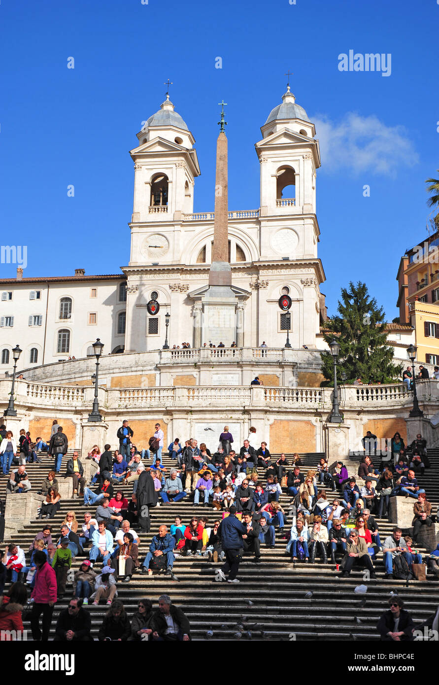 Spanish steps tourists hi-res stock photography and images - Alamy