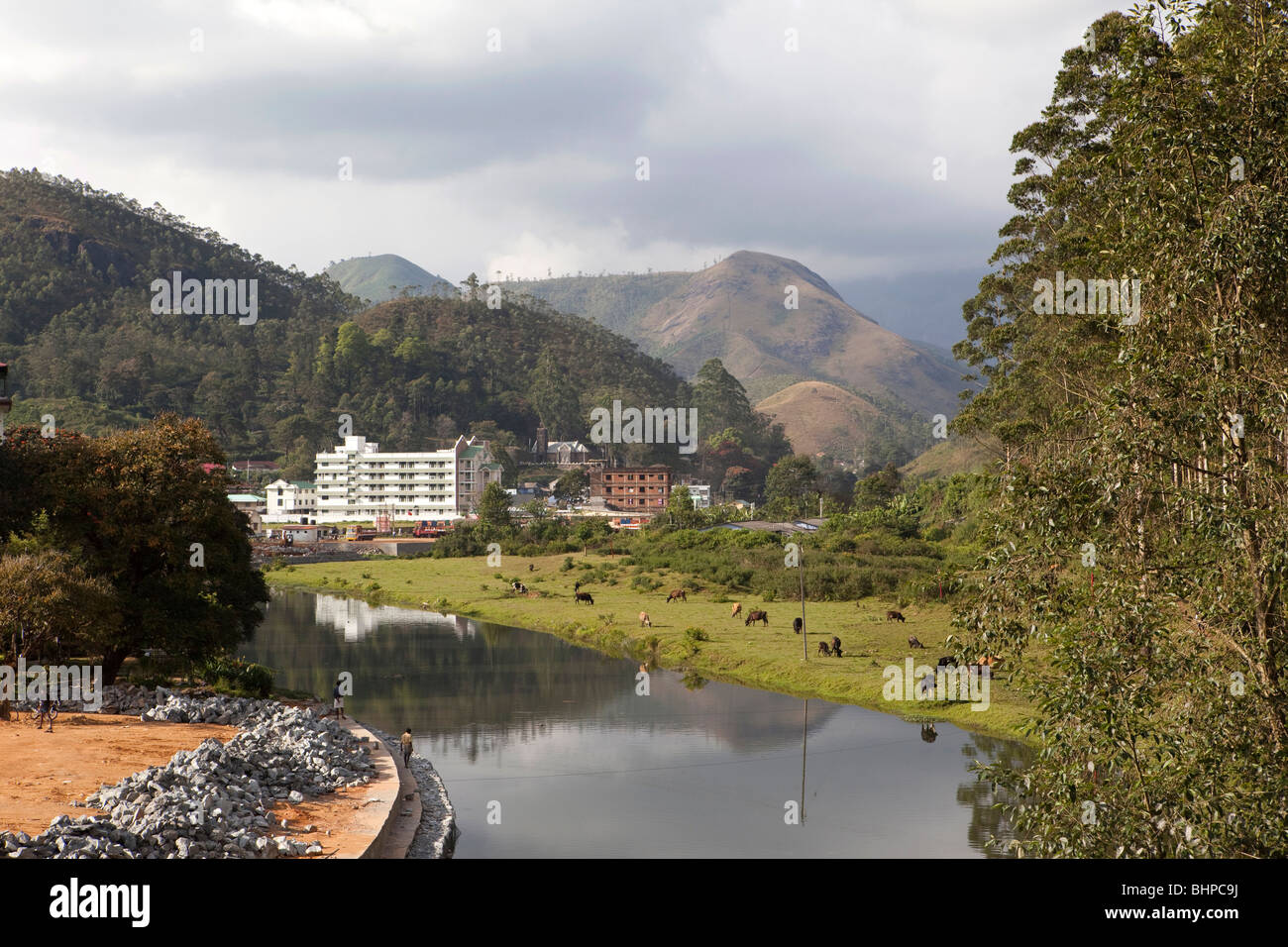 India, Kerala, Munnar, Muthirupuzha River passing through the town ...