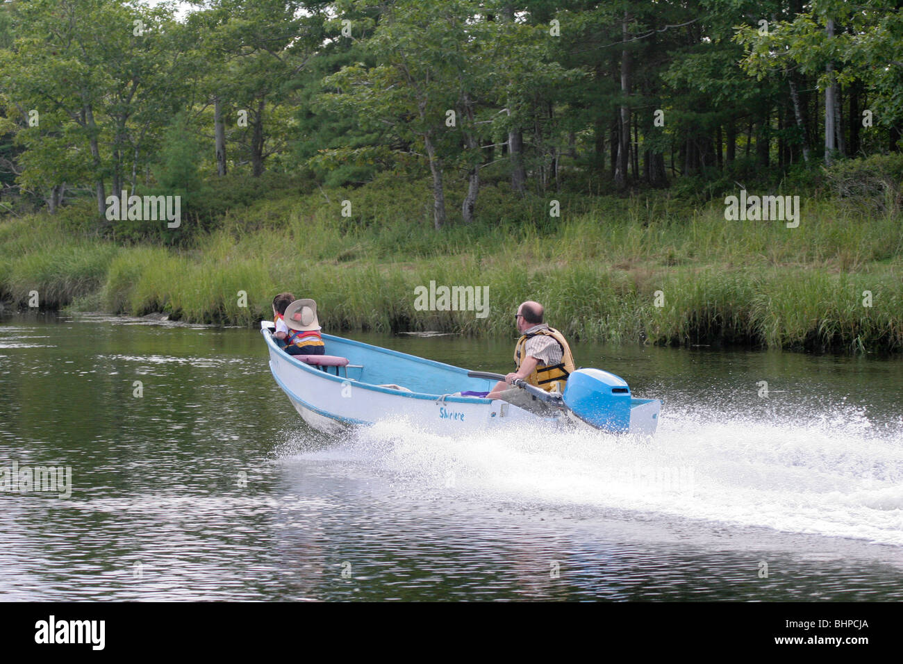 Watercraft vessels motorboats powerboats hi-res stock photography and ...