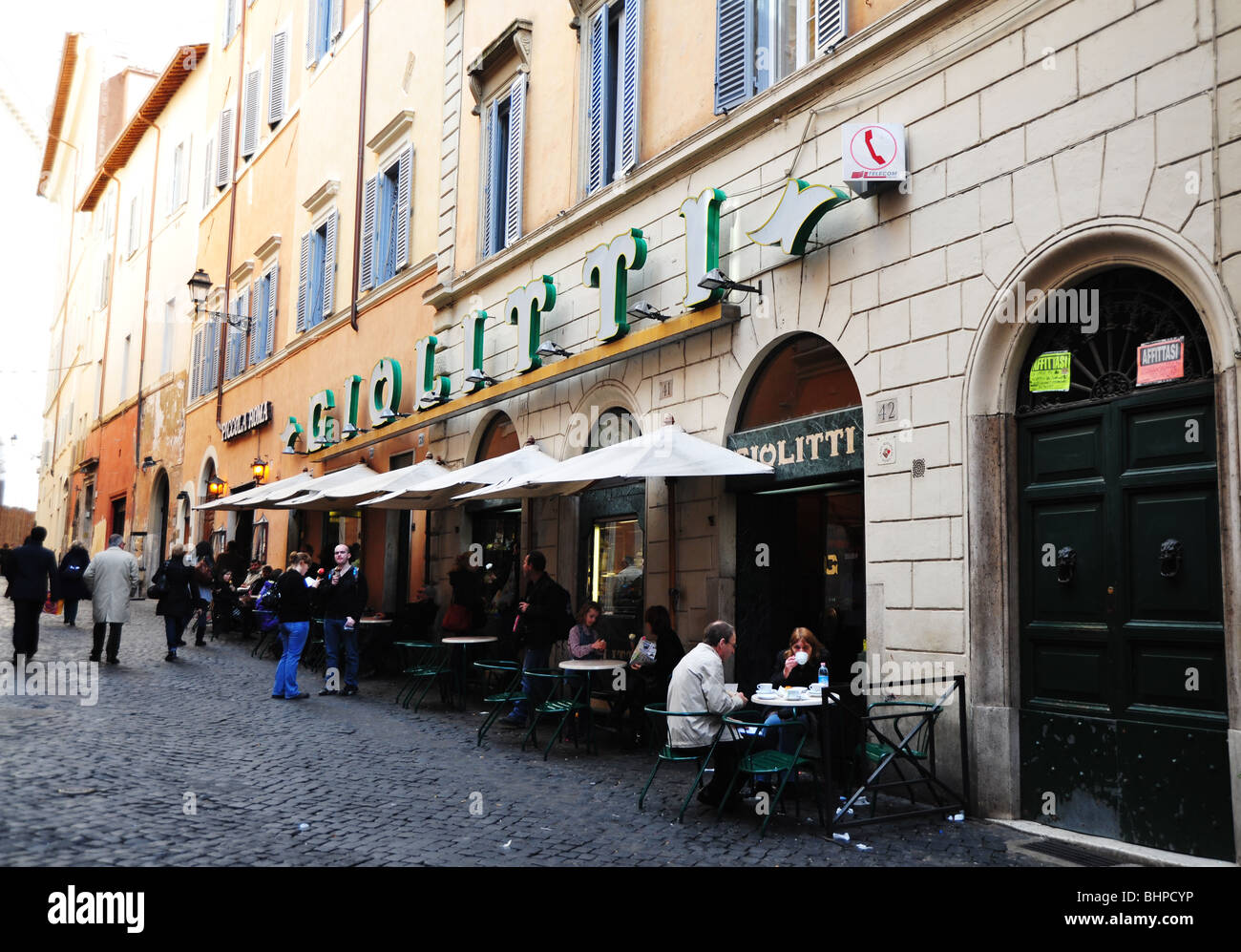 rome cafe Giolitti , historical bar since 1900 a stone's throw from the ...