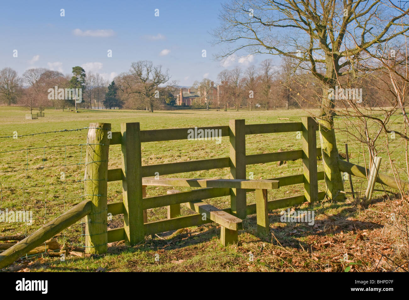 Step stile hi-res stock photography and images - Alamy