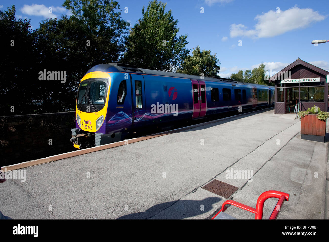 Oxenholme The Lake District Railway Station Stock Photo - Alamy