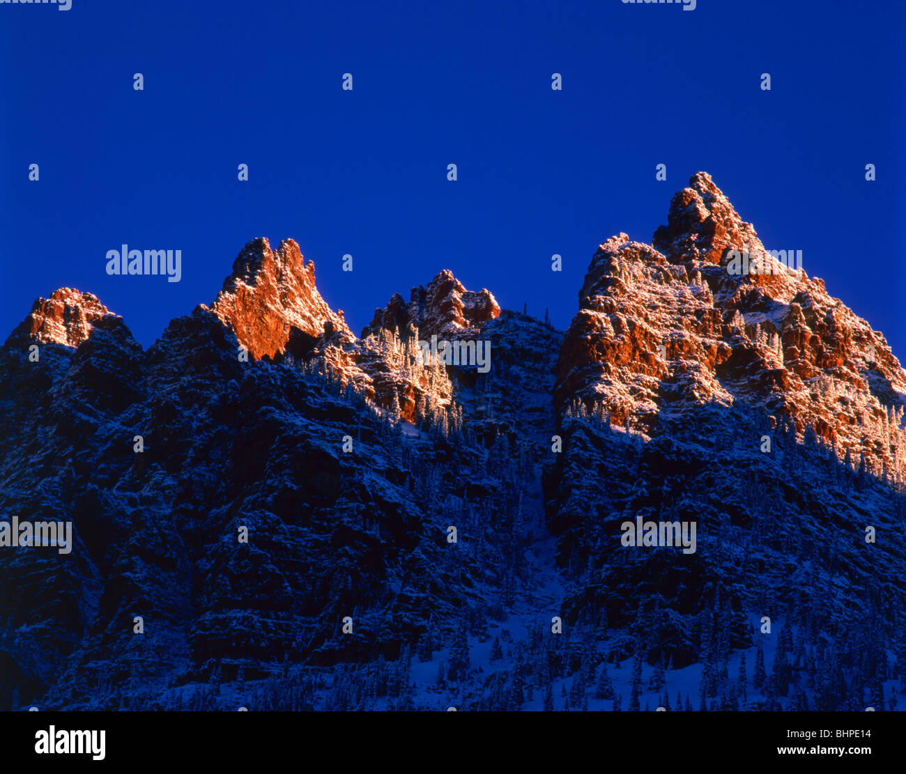 Maroon bells peaks hi-res stock photography and images - Alamy