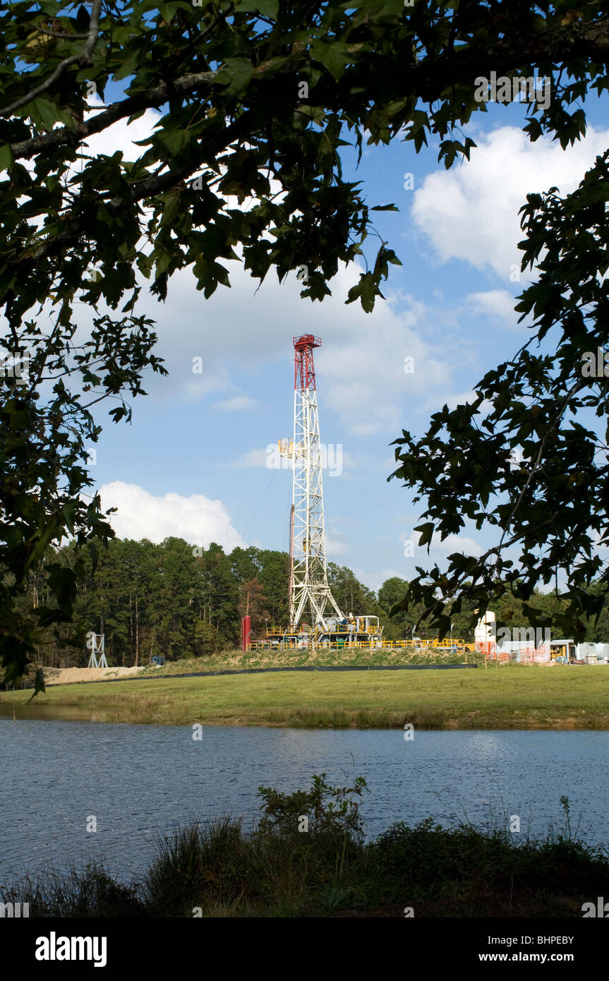 Oil pond hi-res stock photography and images - Alamy
