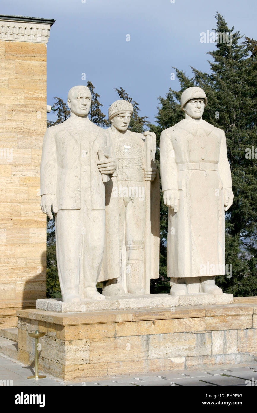 Ankara Turkey statues at Ataturk's mausoleum Stock Photo - Alamy