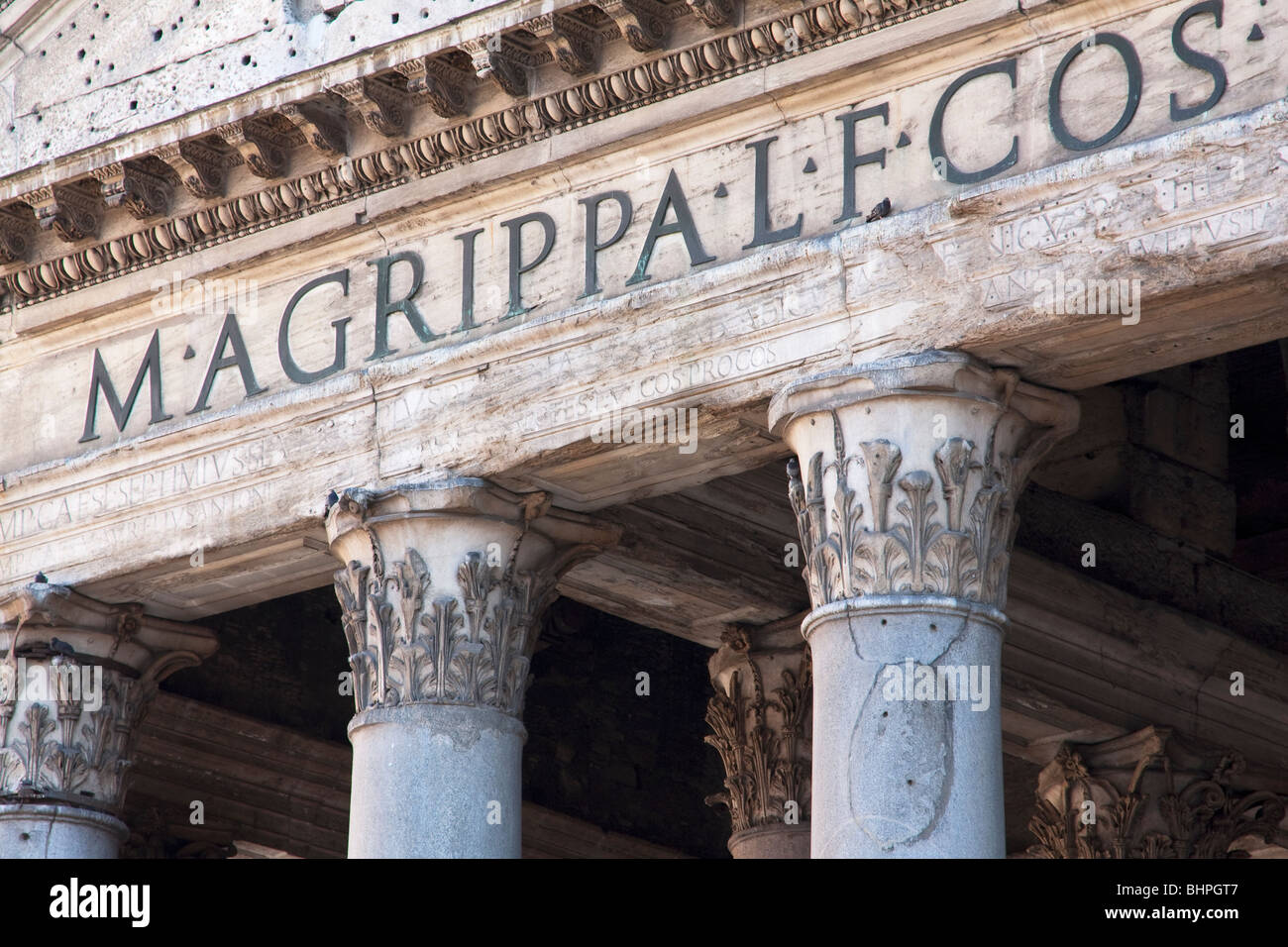 Columns rome hi-res stock photography and images - Alamy