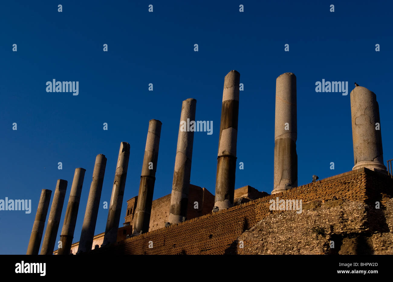Pillars or rome hi-res stock photography and images - Alamy
