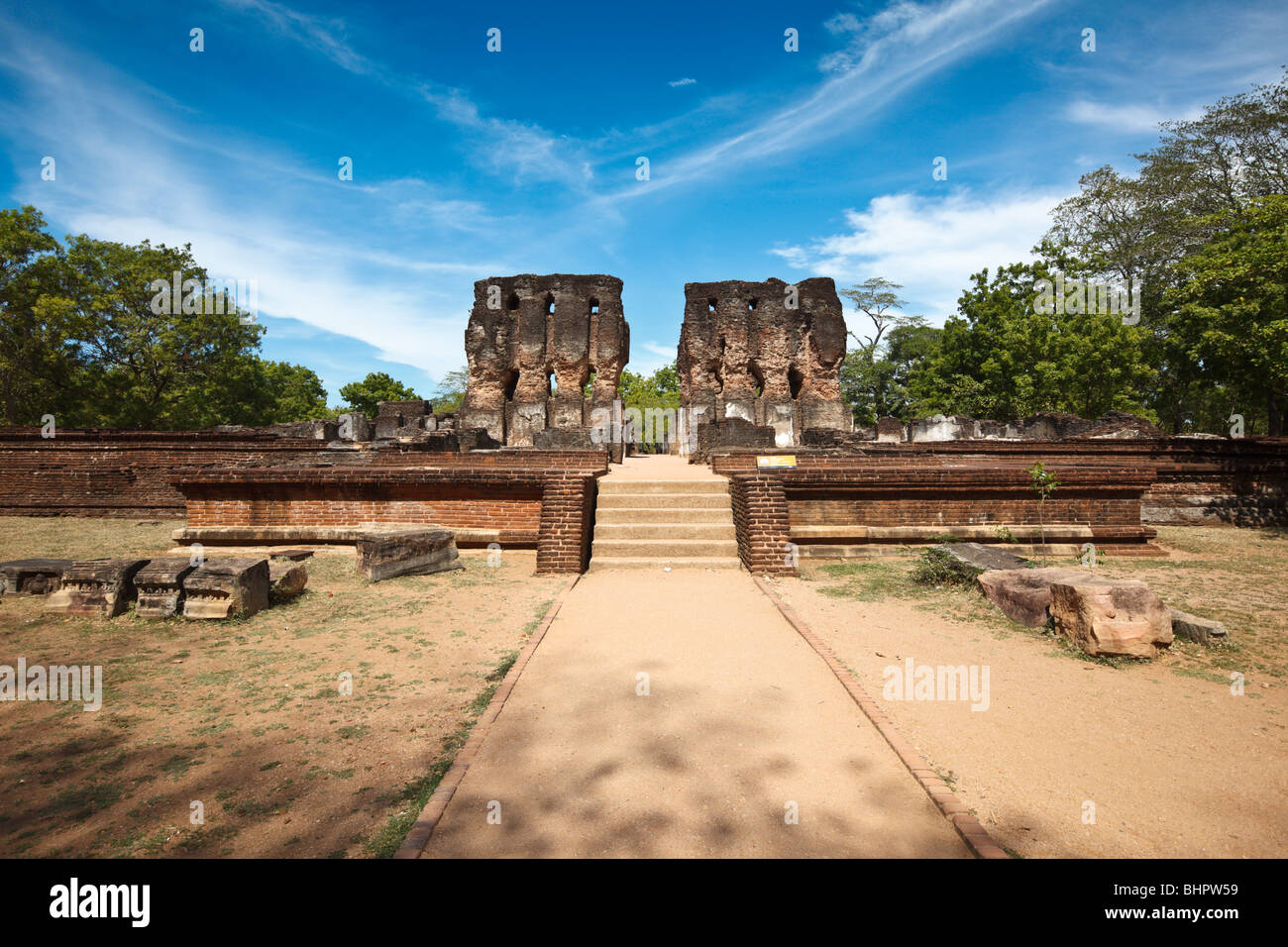 Ancient royal palace hi-res stock photography and images - Alamy