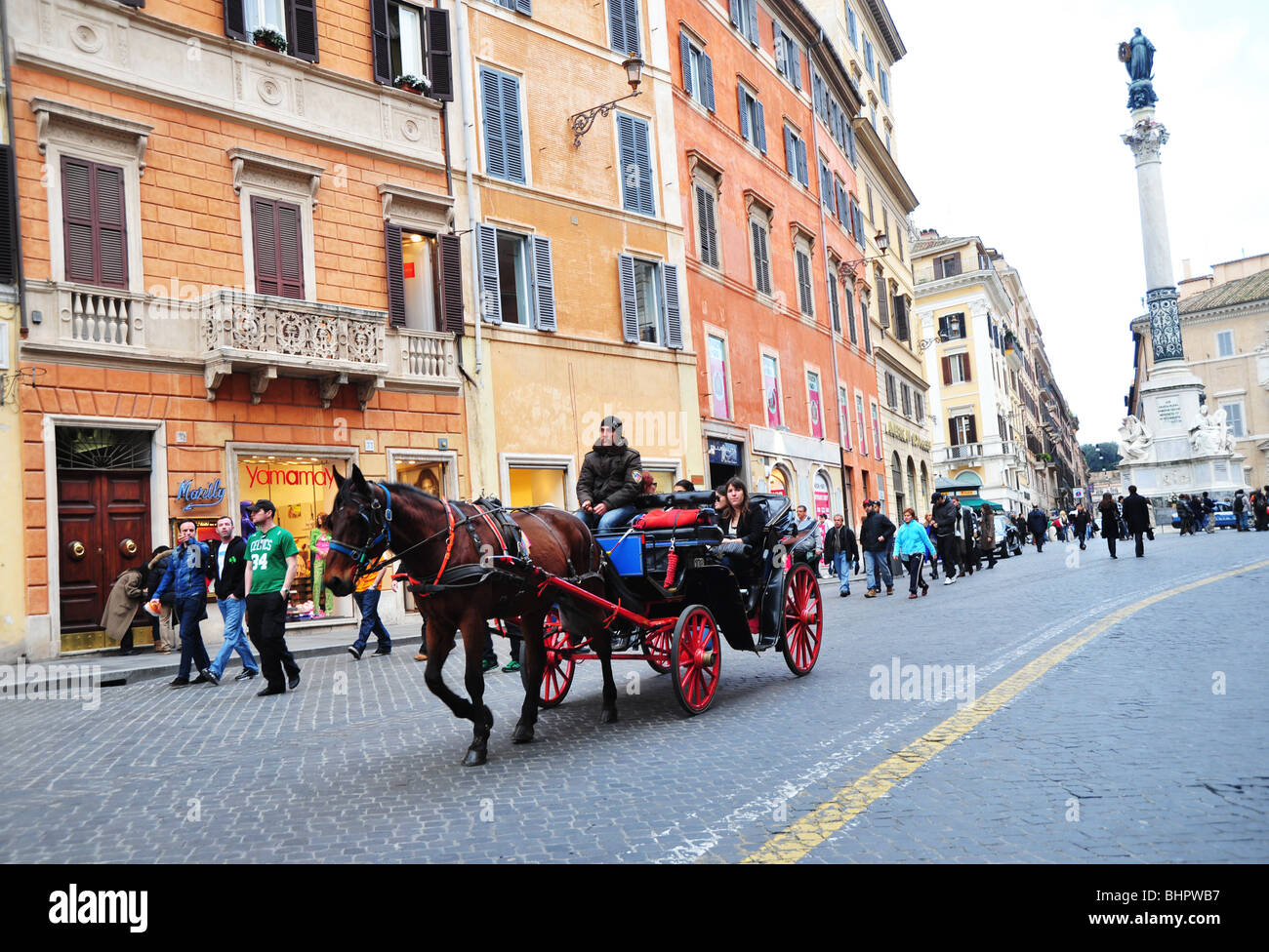 rome horse drawn carriage Stock Photo - Alamy