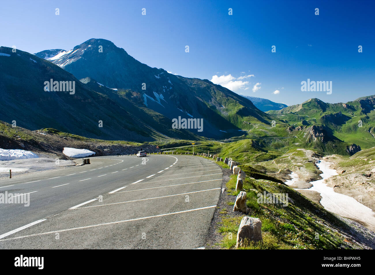 Mountains road up down hi-res stock photography and images - Alamy