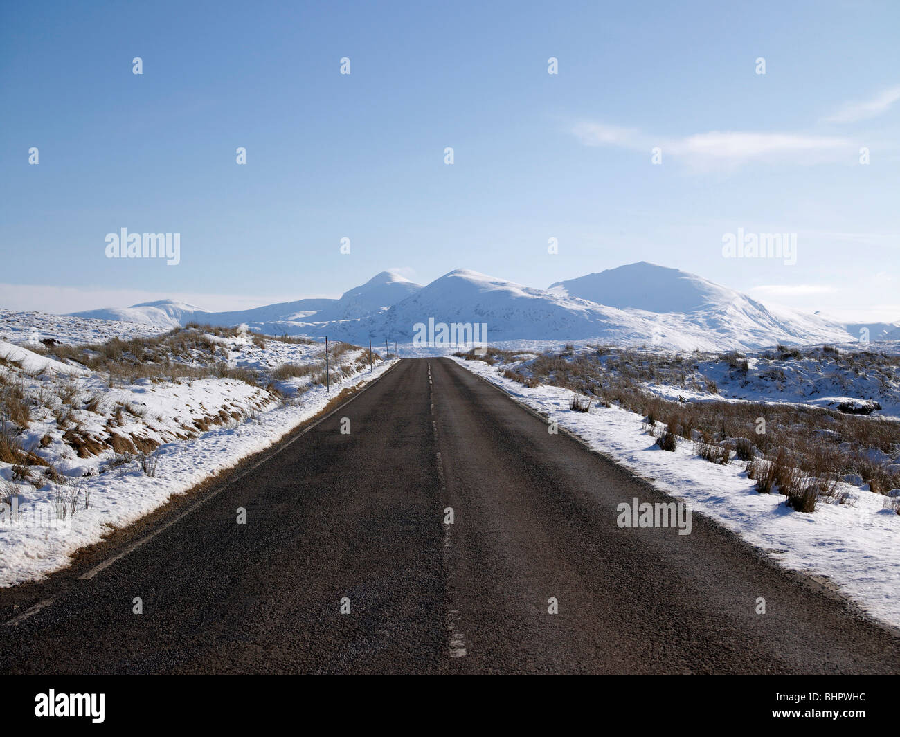 The Fannichs snow covered in the big freeze of 2010, Wester Ross ...