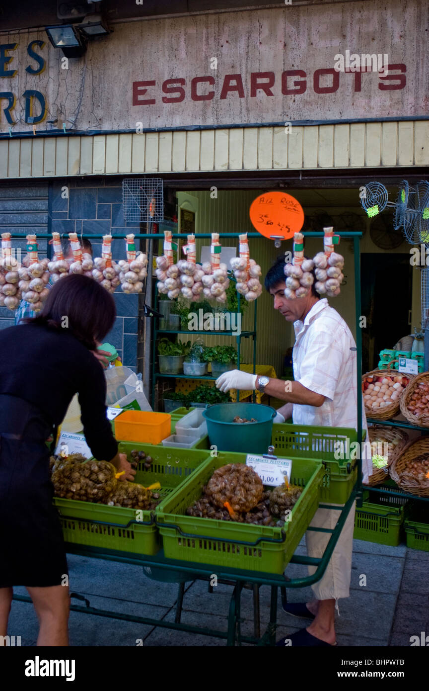 1960s retailing hi-res stock photography and images - Alamy
