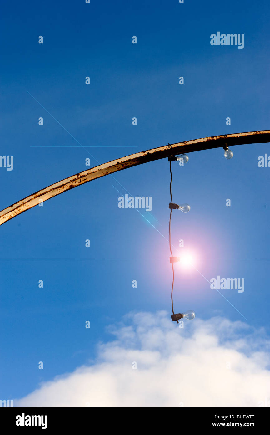 Light bulb idea hi-res stock photography and images - Alamy