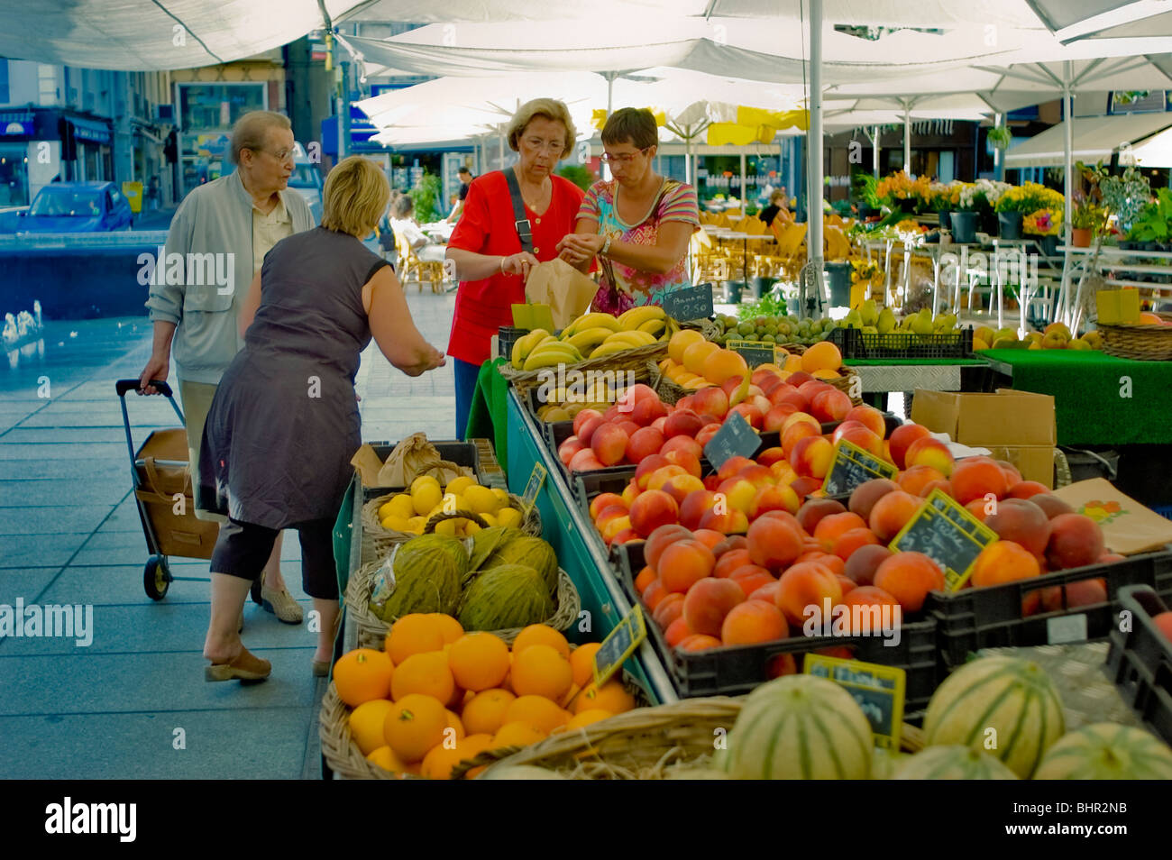 Square in old town perpignan hi-res stock photography and images - Alamy